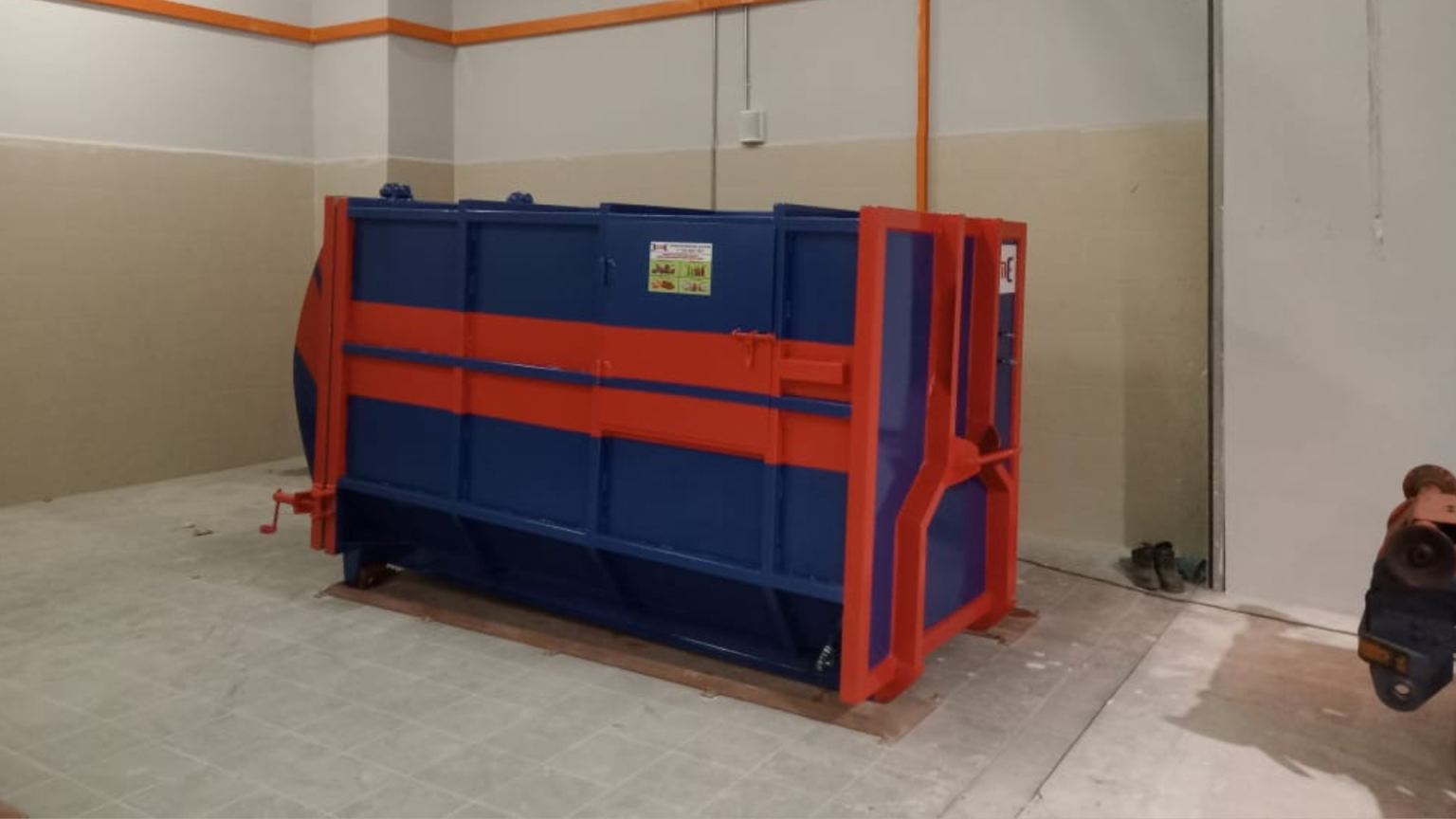 Mobile Refuse Compactor Series RC (MRC)